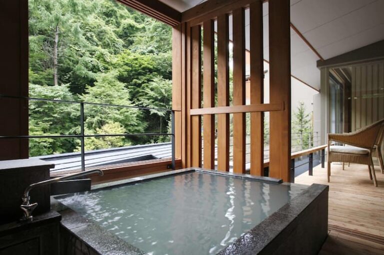 Rooms with private open-air baths | Feature | SELECTED ONSEN RYOKAN ...