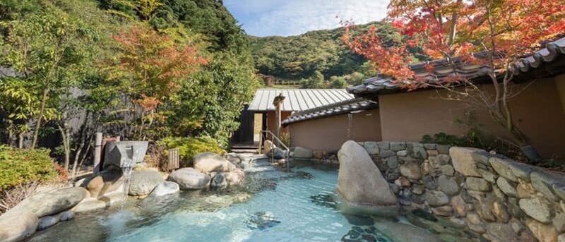 SELECTED ONSEN RYOKAN | best in japan, private hot spring hotel, open air bath, luxury stay