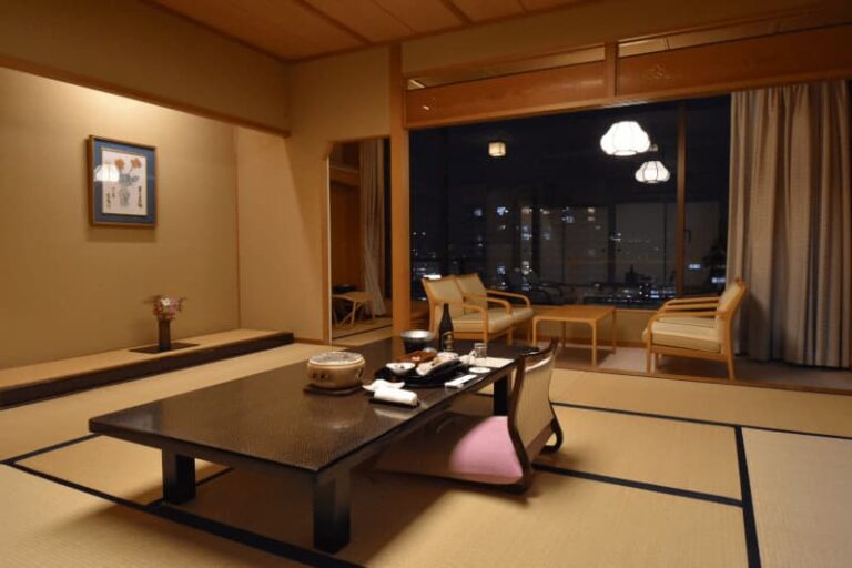 A hidden gem! My visit to the authentic onsen ryokan “Takarazuka-Onsen ...